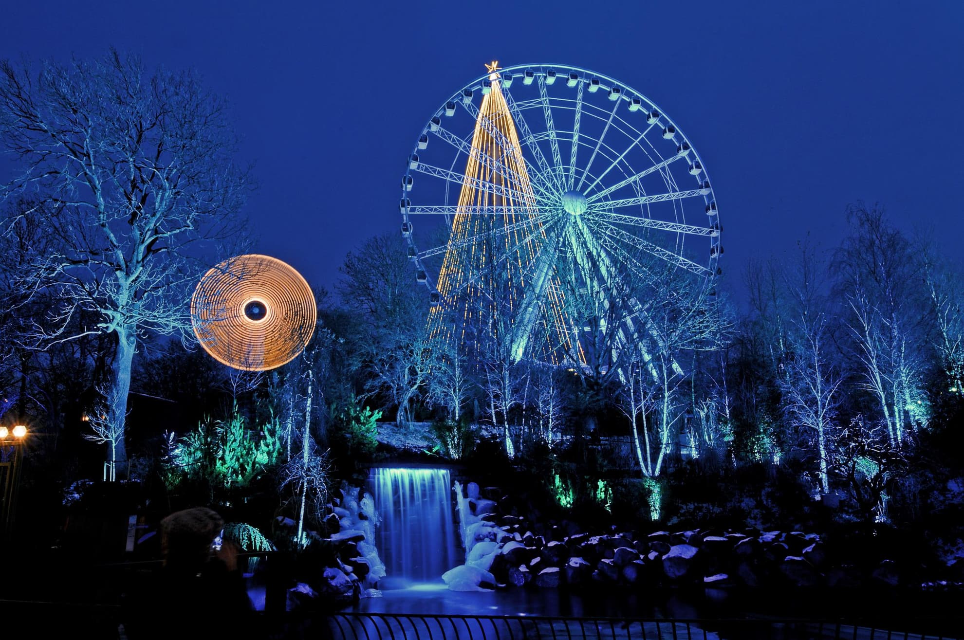 Le parc d'attractions de Liseberg à Göteborg | Visit Sweden